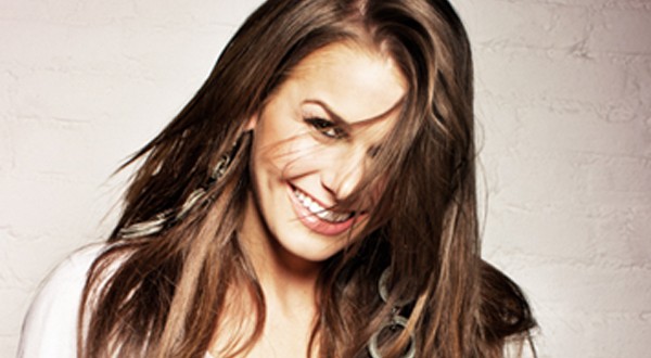 Hometown girl Jessica Ferguson holds meet, greet at House of Dereon ...